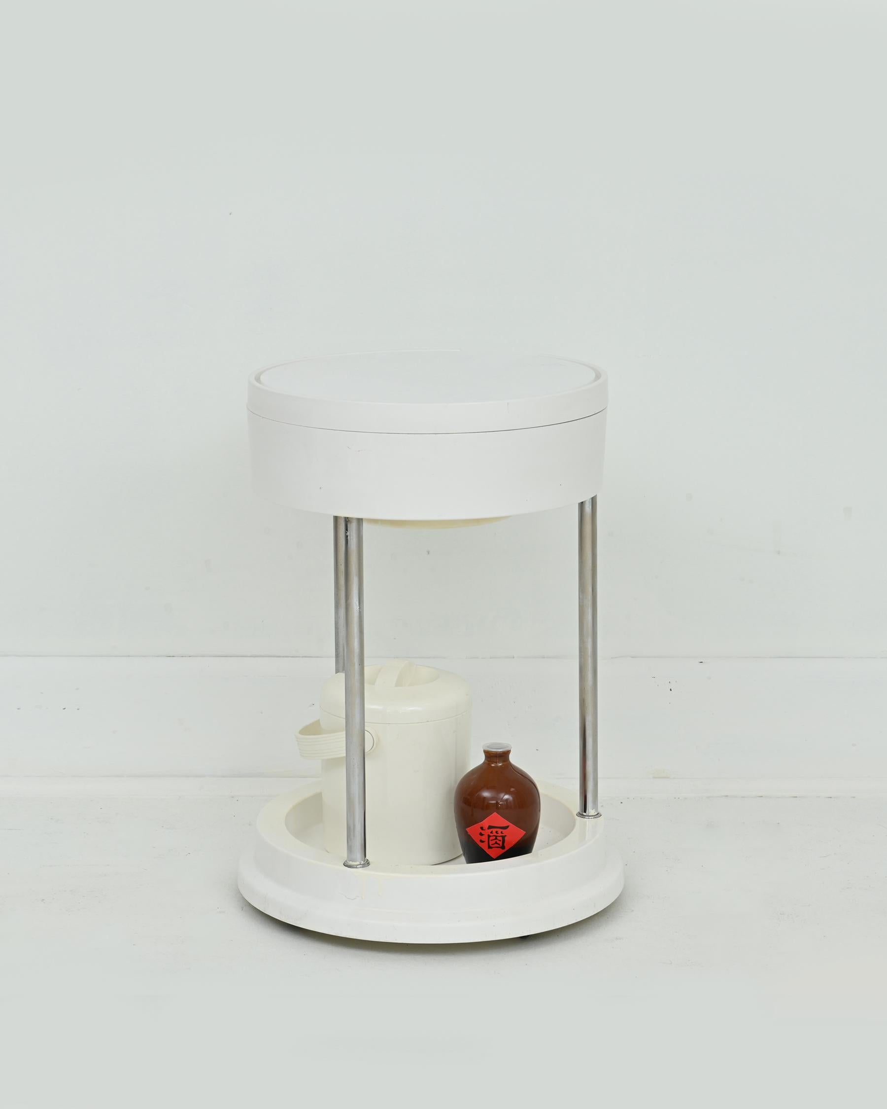 1960s Vesuvio Brevettato White Space Ace Bar Cart Trolley by Carrara ...