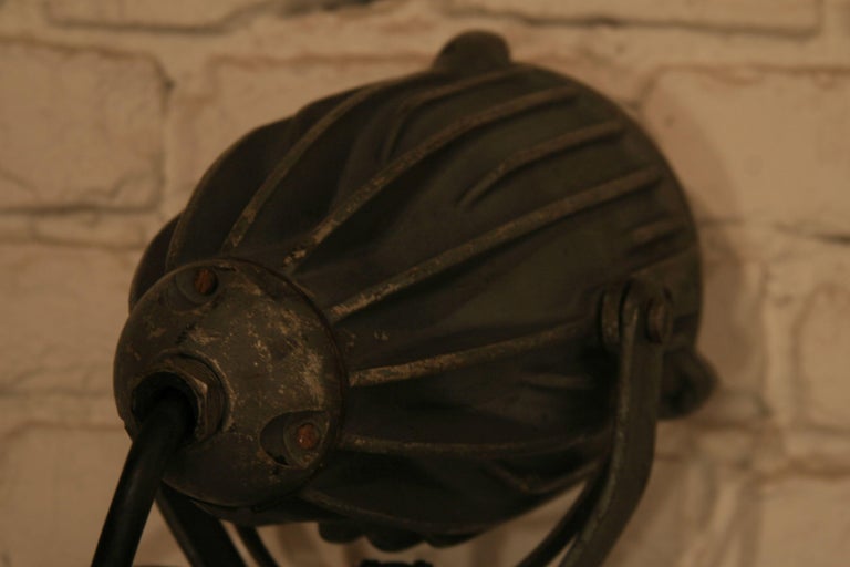 1960s Vintage Manual Marine Searchlight Type 135 For Sale at 1stDibs