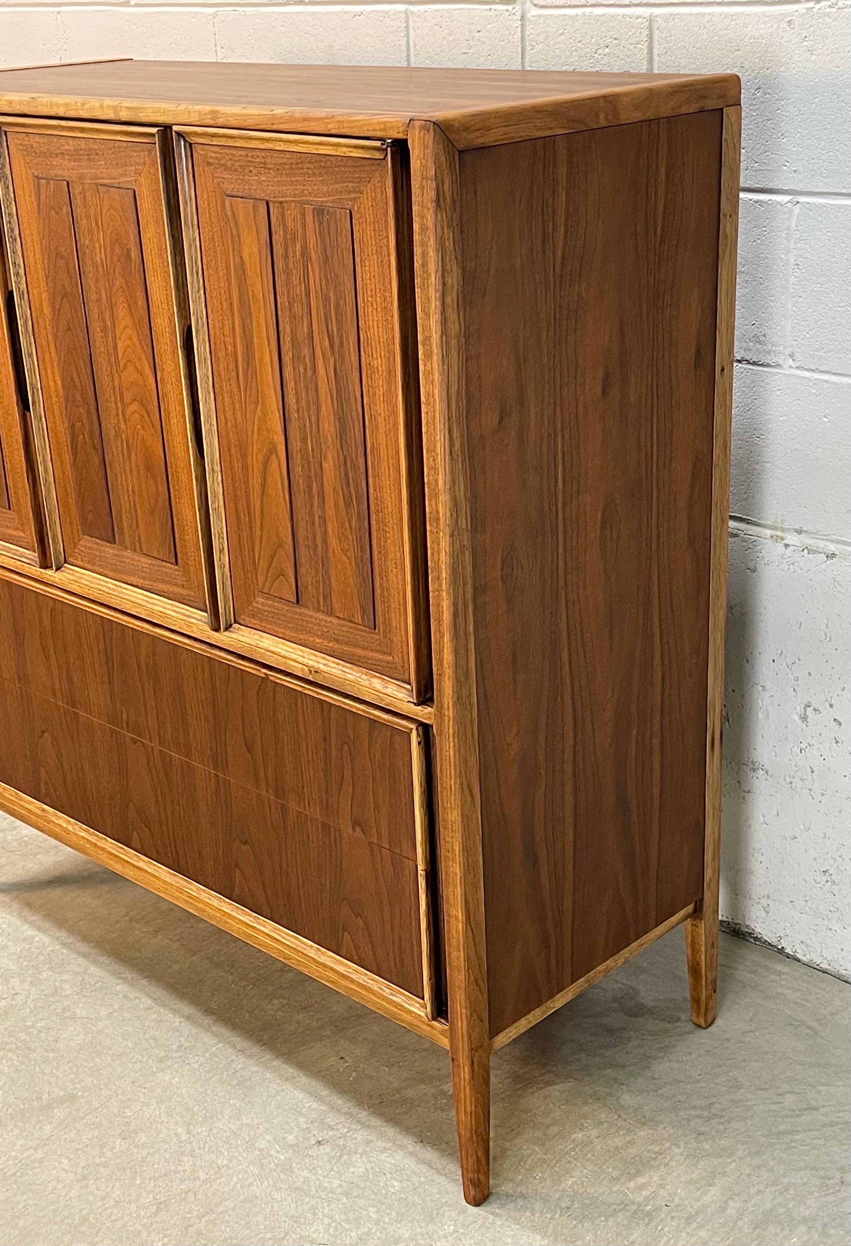 1960s, Walnut Wood Highboy Dresser For Sale at 1stDibs