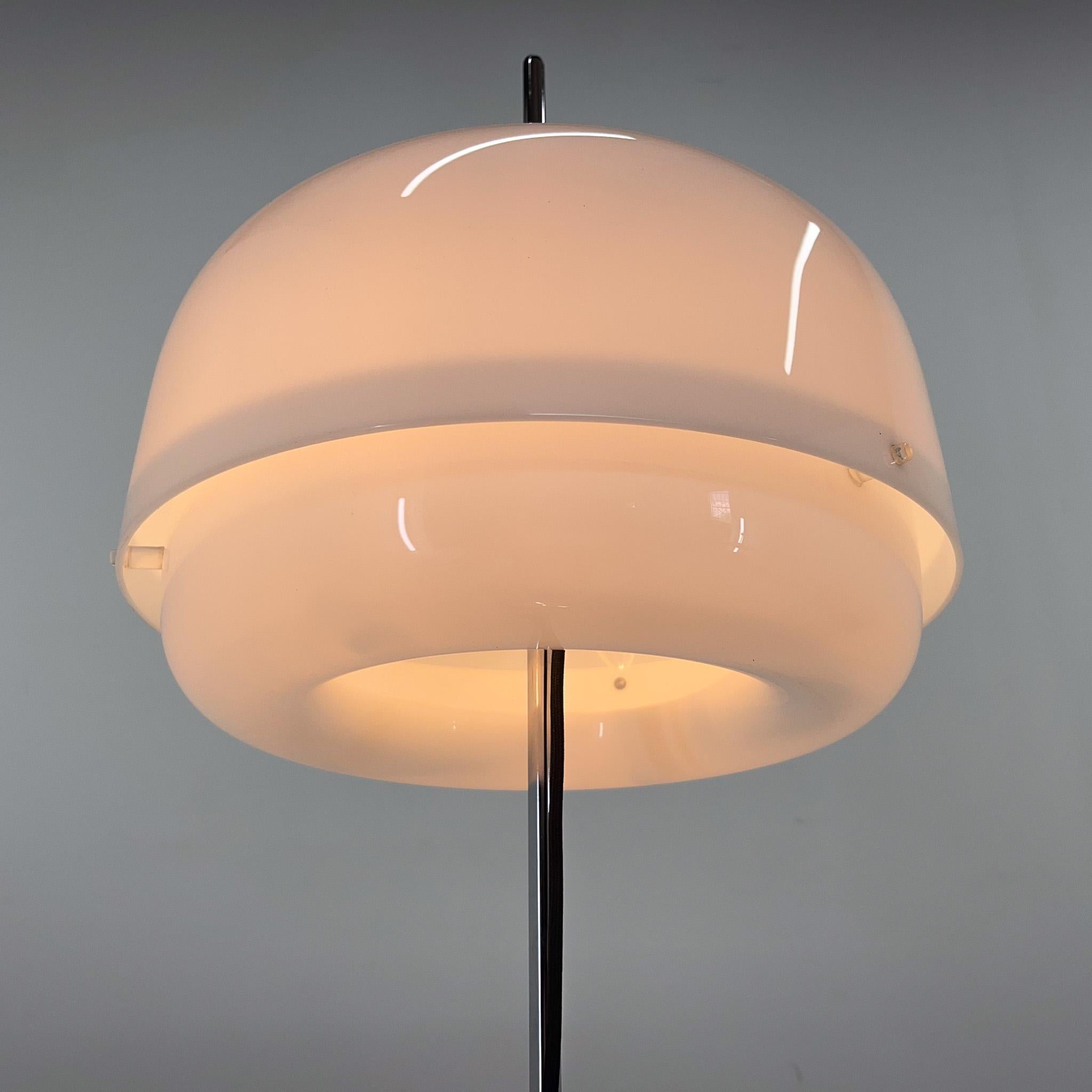 1970s Adjustable Floor Lamp Designed by Guzzini for Meblo, Italy For ...