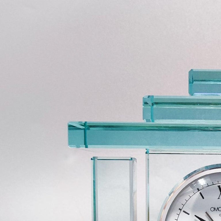 1970s Astonishing Table Clock by Omodomo in Crystal, Made in Italy For ...
