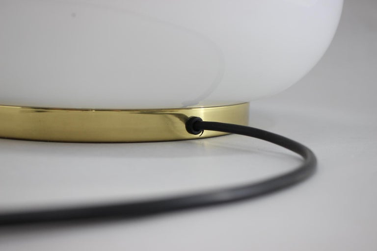 1970s Beautiful Large Glass and Brass Table Lamp, Italy For Sale at 1stDibs