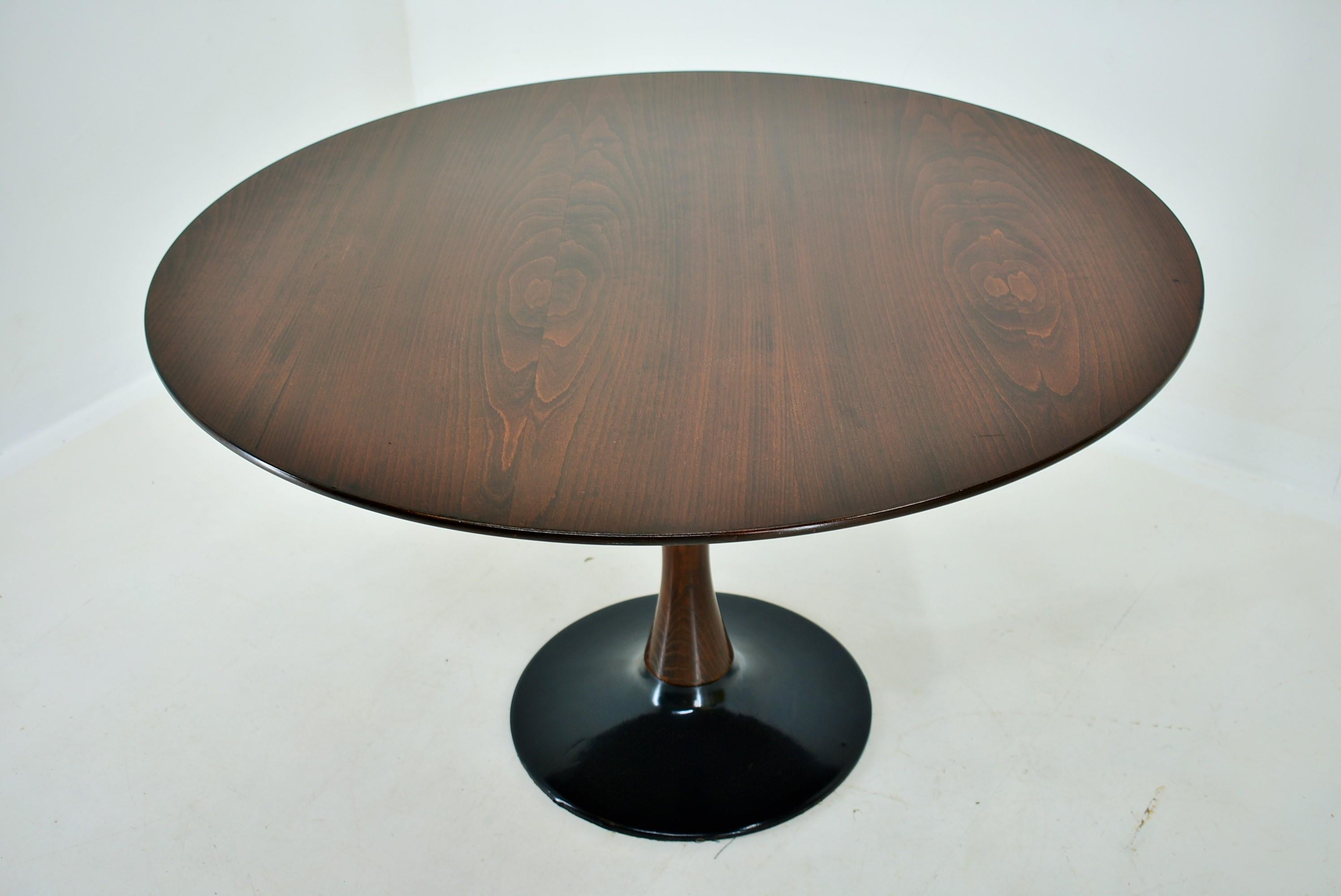 1970s Beech Round Dining Table, Czechoslovakia at 1stDibs