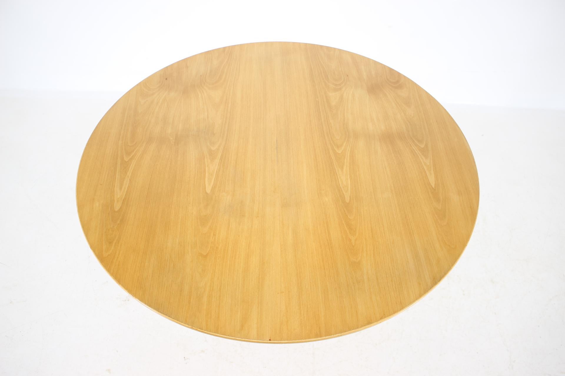 1970s Beech Round Dining Table, Czechoslovakia at 1stDibs