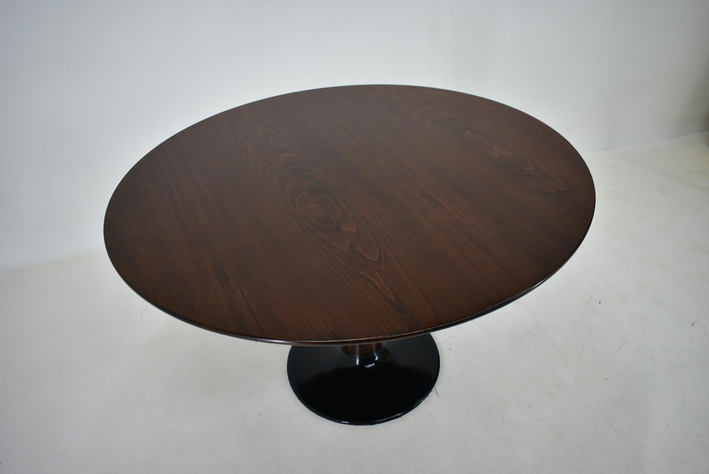 1970s Beech Round Dining Table, Czechoslovakia at 1stDibs