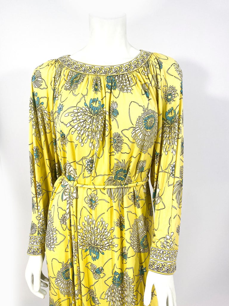 1970s Bessi Yellow Printed Silk Jersey Dress For Sale at 1stDibs