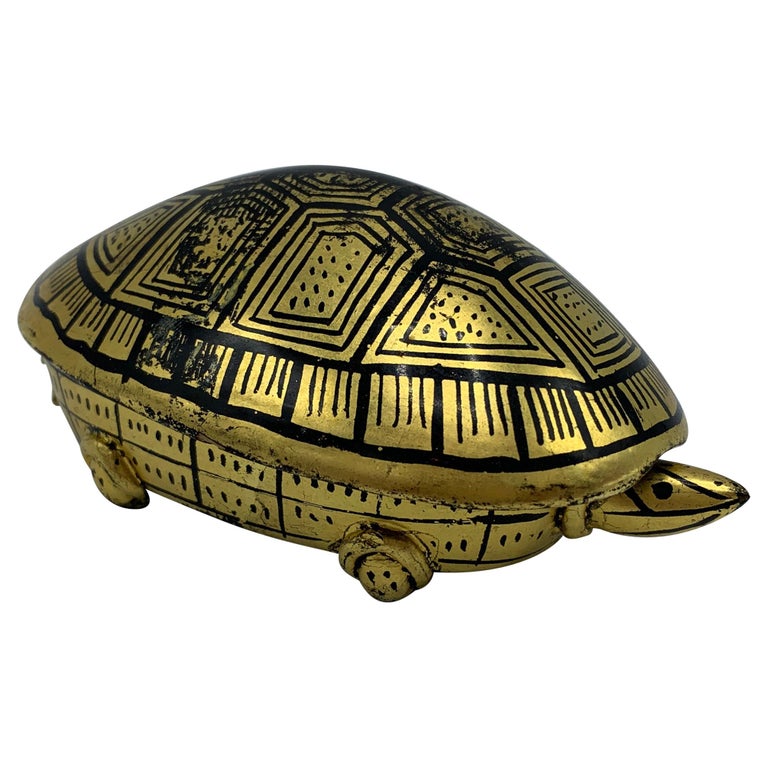 1970s Black and Gold Lacquered Turtle Box For Sale at 1stDibs