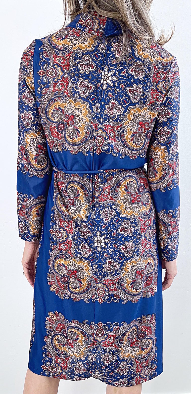1970s Boho Chic Paisley Print Long Sleeve Mock Neck Vintage 70s Knit Dress For Sale at 1stDibs