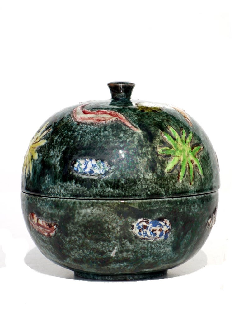 1970s by Tassinari Faenza Italian Pottery Ceramic Box For Sale at 1stDibs