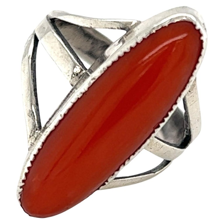 1970s Cabochon Coral Ring in Sterling Silver For Sale at 1stDibs