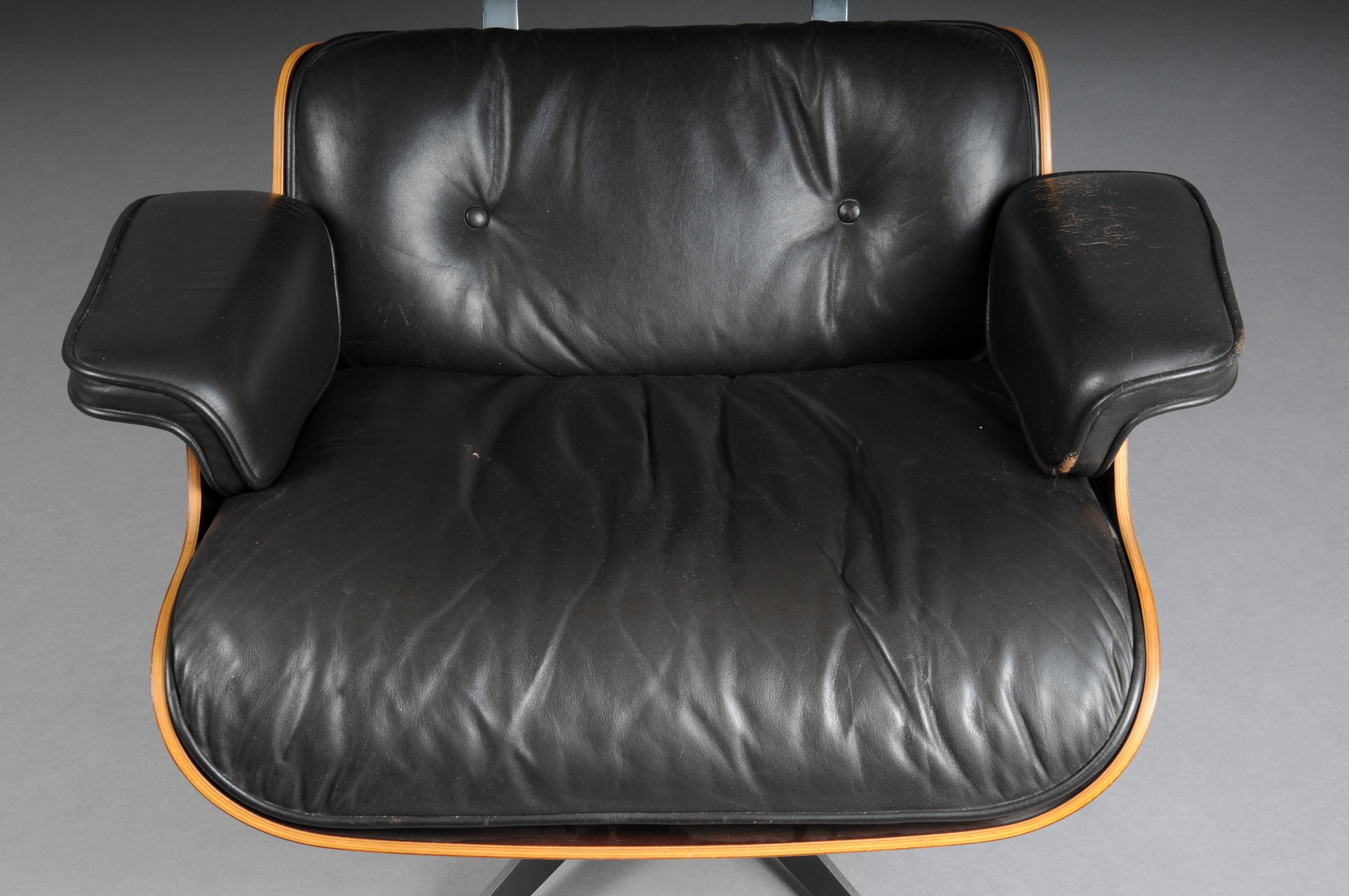 1970s Charles Eames Lounge Chair and Ottoman for Herman Miller For Sale ...