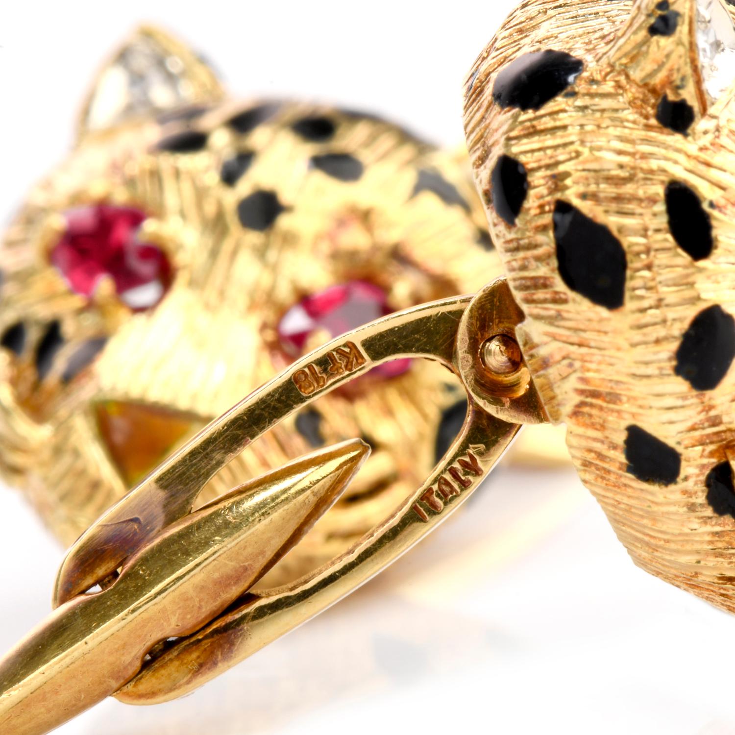 1970s Cheetah Diamond Ruby Enamel 18 Karat Cat Cufflinks For Sale at ...