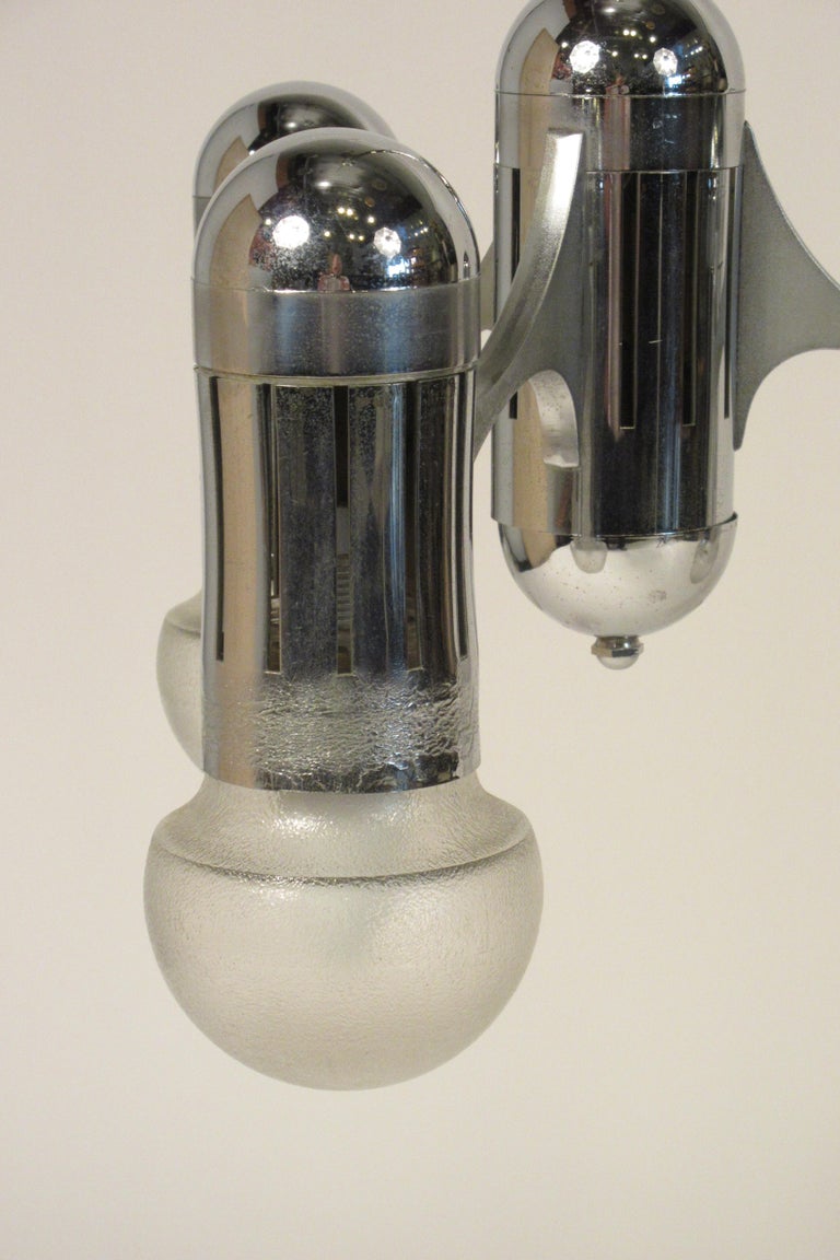 1970s Chrome Machine Age Style Fixture For Sale at 1stDibs
