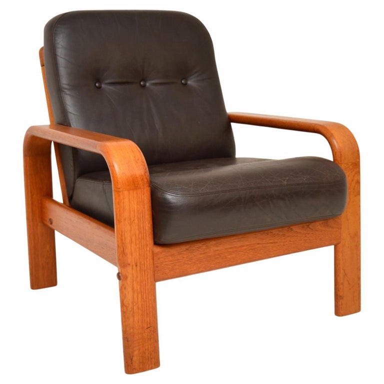 Dänischer Vintage-Ledersessel aus Teakholz, 1970''s im Angebot bei 1stDibs