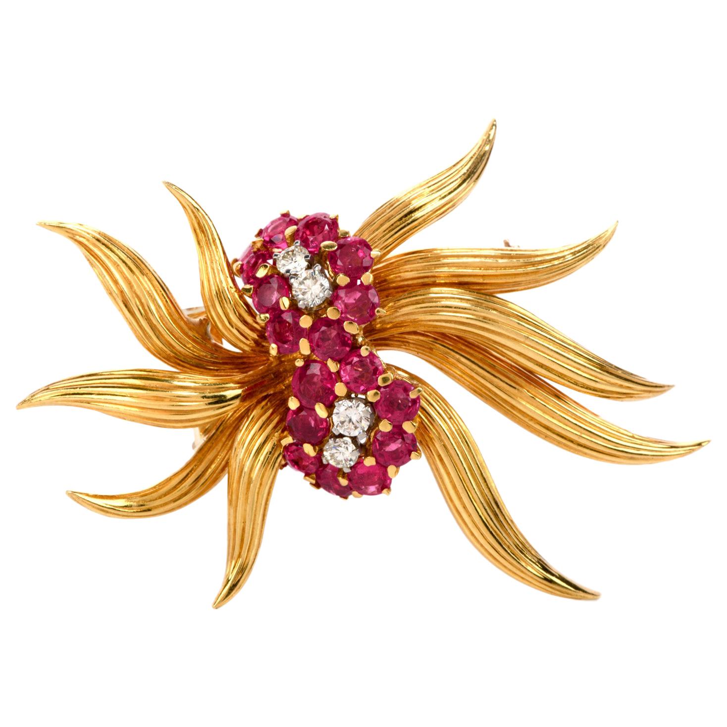 1970s Enamel Crab 18 Karat Yellow Gold Pin Brooch For Sale at 1stDibs