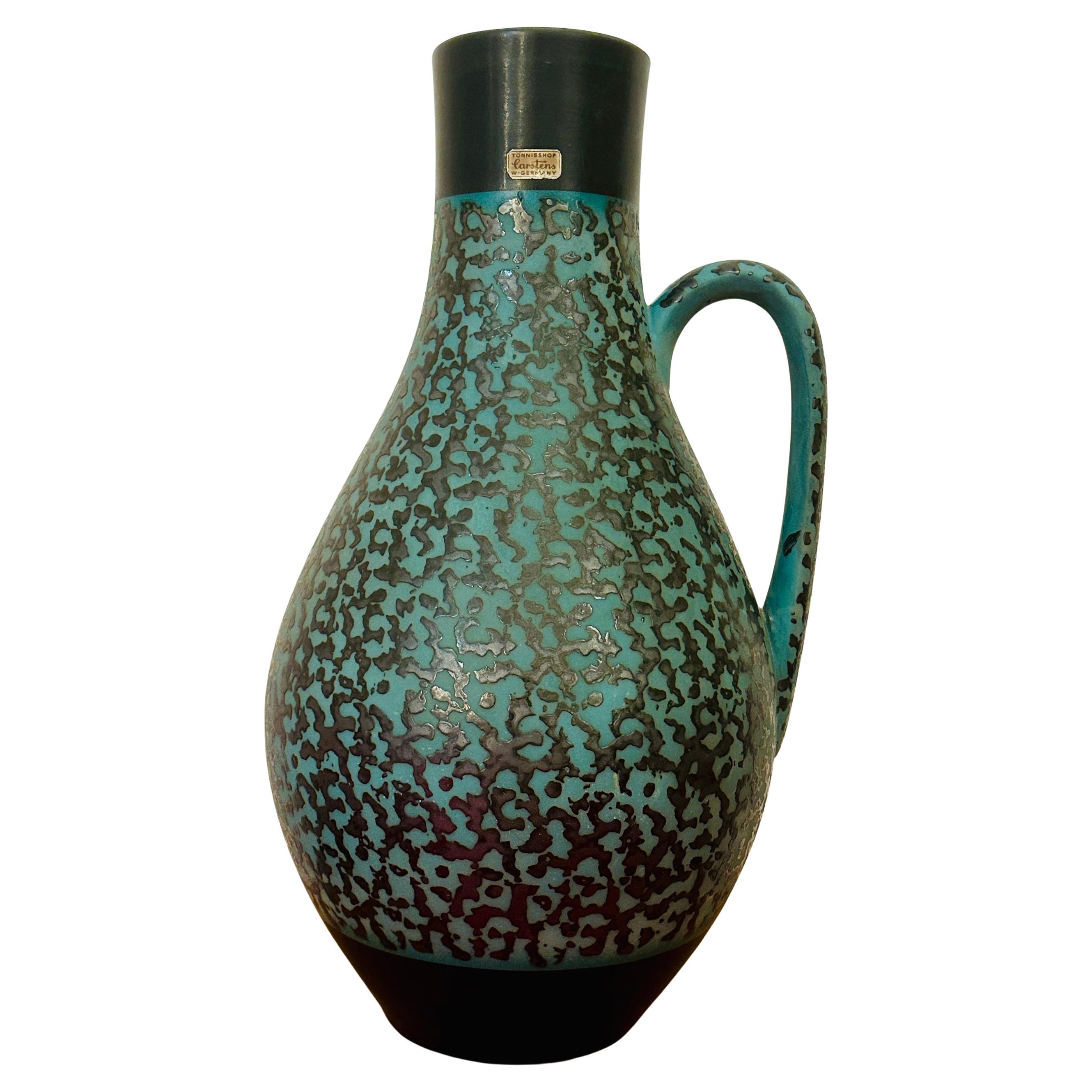 Carstens Tönnieshof Vases and Vessels - 93 For Sale at Carstens Tönnieshof Vases and Vessels - 93 For Sale at