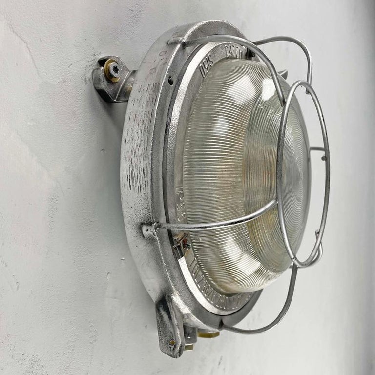 1970's German EOW Cast Aluminium Circular Bulkhead Lamp with Reeded ...