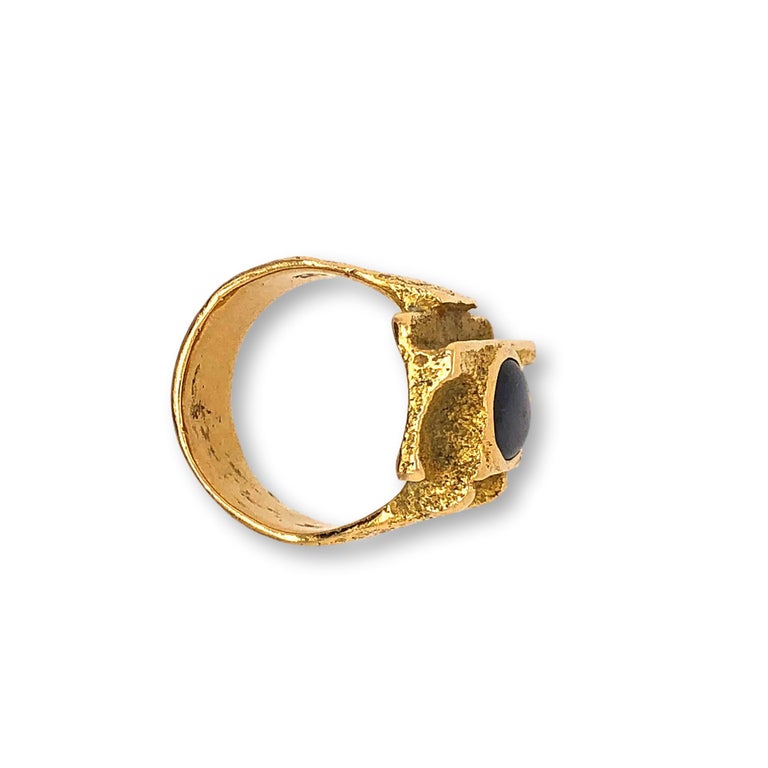 1970s Gold and Sapphire Modernist Ring by Louis Perrier For Sale at 1stDibs