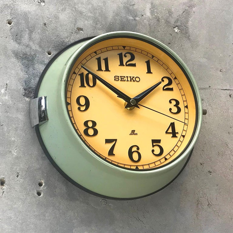 1970s Green Retro Seiko Vintage Industrial Antique Steel Quartz Wall ...