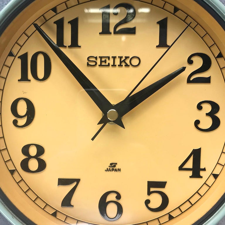 1970s Green Retro Seiko Vintage Industrial Antique Steel Quartz Wall ...