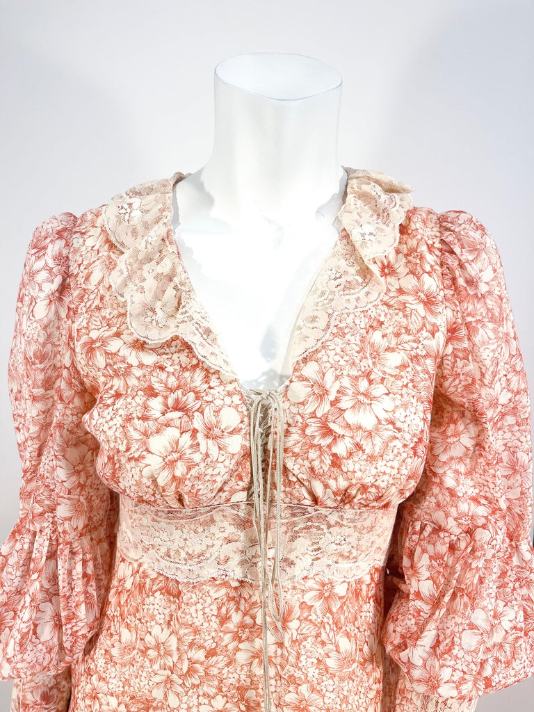 1970s Gunne Sax Floral Printed Cotton Day Dress For Sale at 1stDibs