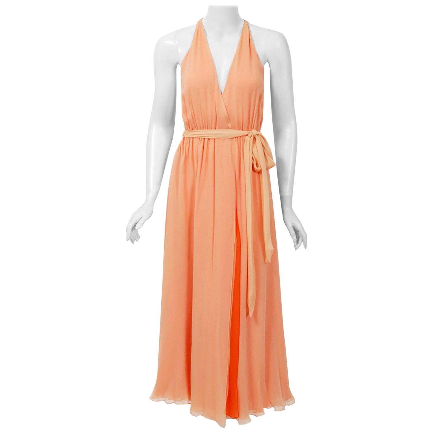 Vintage Halston Evening Dresses and Gowns - 106 For Sale at 1stdibs