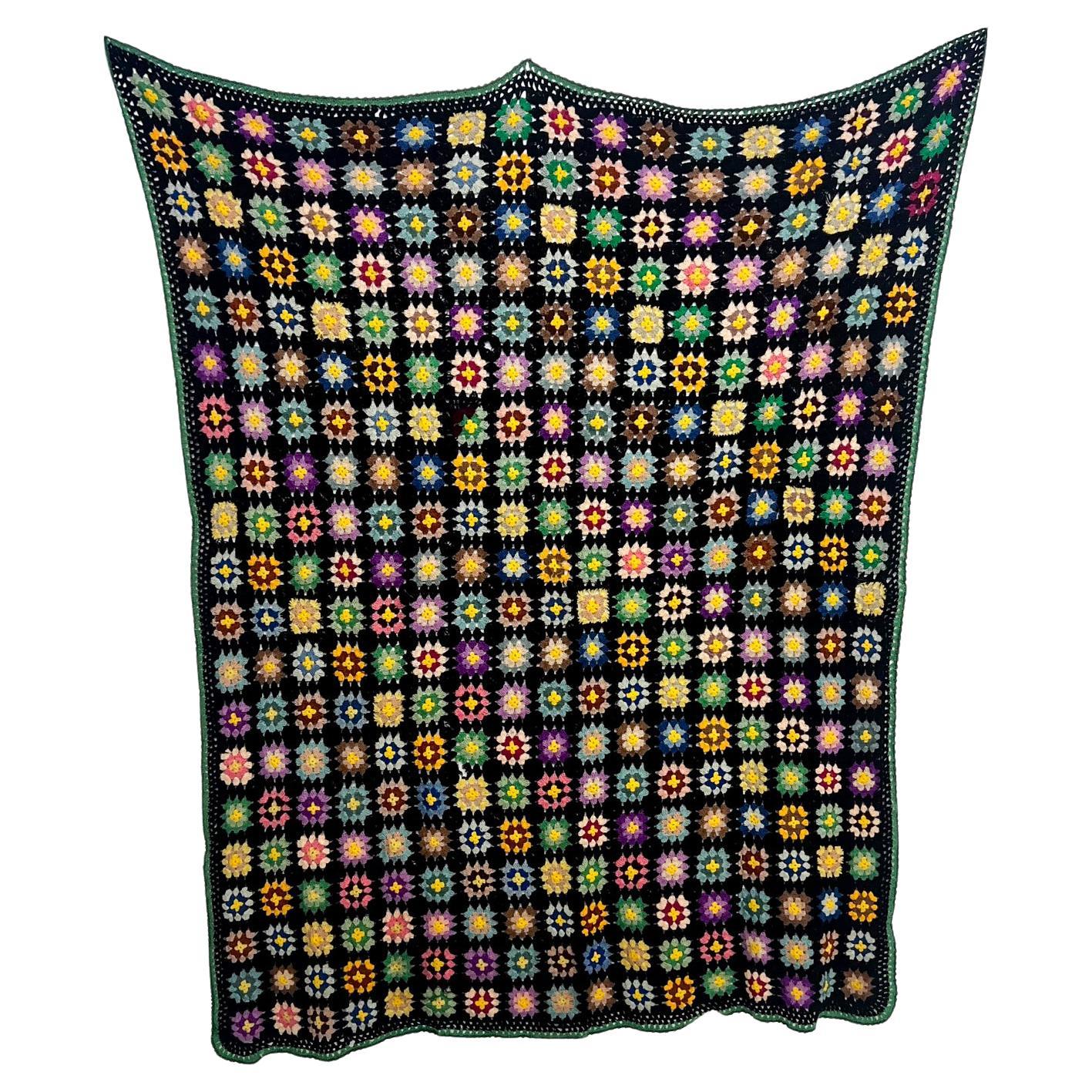 1970s Hecho a mano Tiny Squares Colorful Quilt Knit Tapestry Wall Art ...