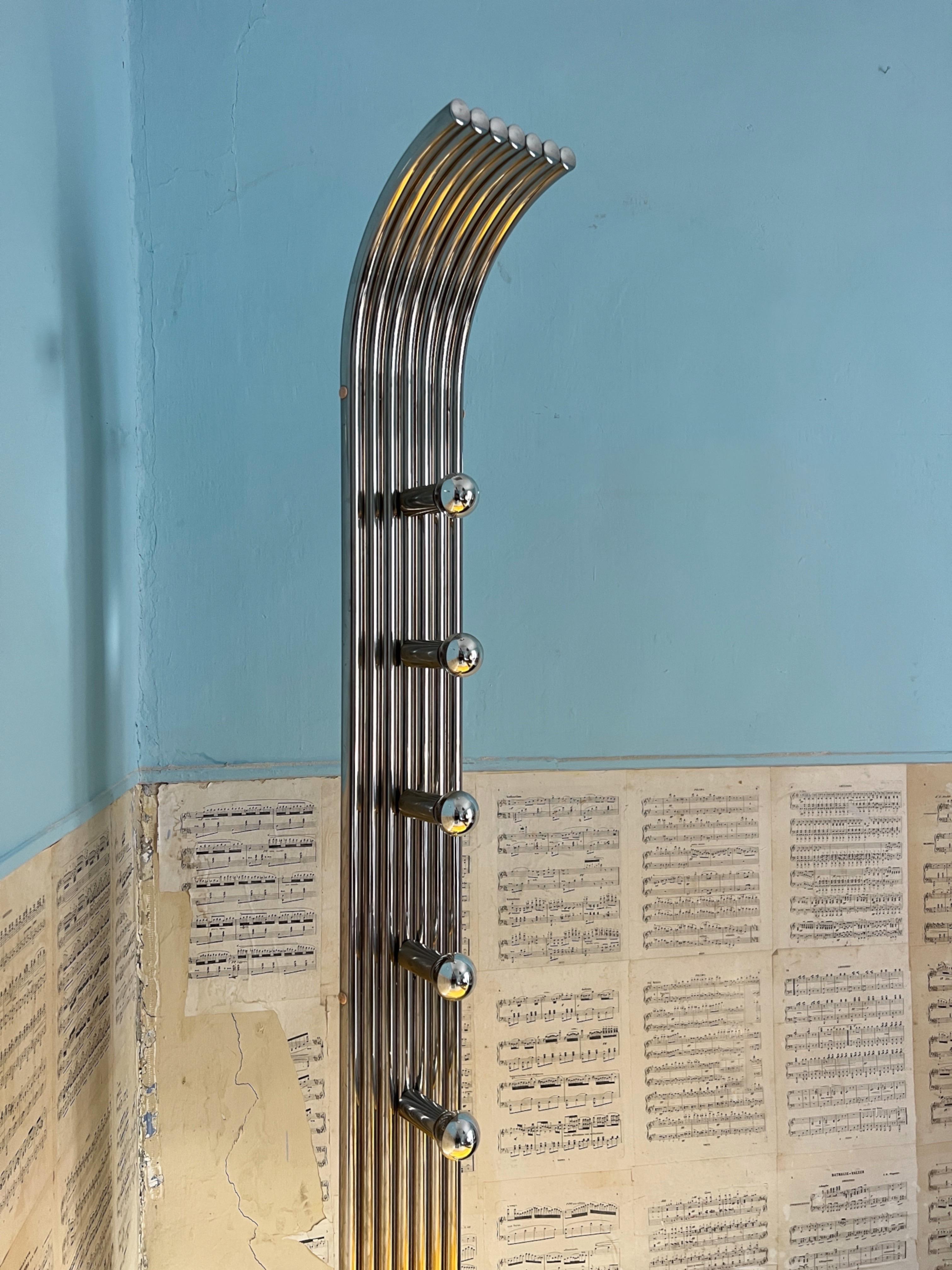 1970s Italian floor light designed by Goffredo Reggiani For Sale at 1stDibs