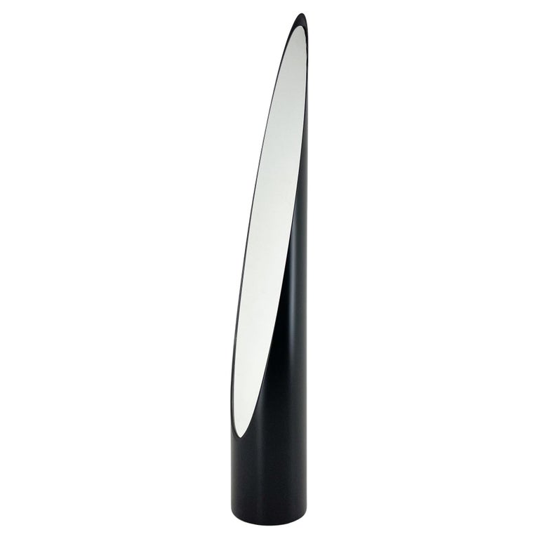 Miroir long Unghia italien des années 1970 « Nail », par Rodolfo ...