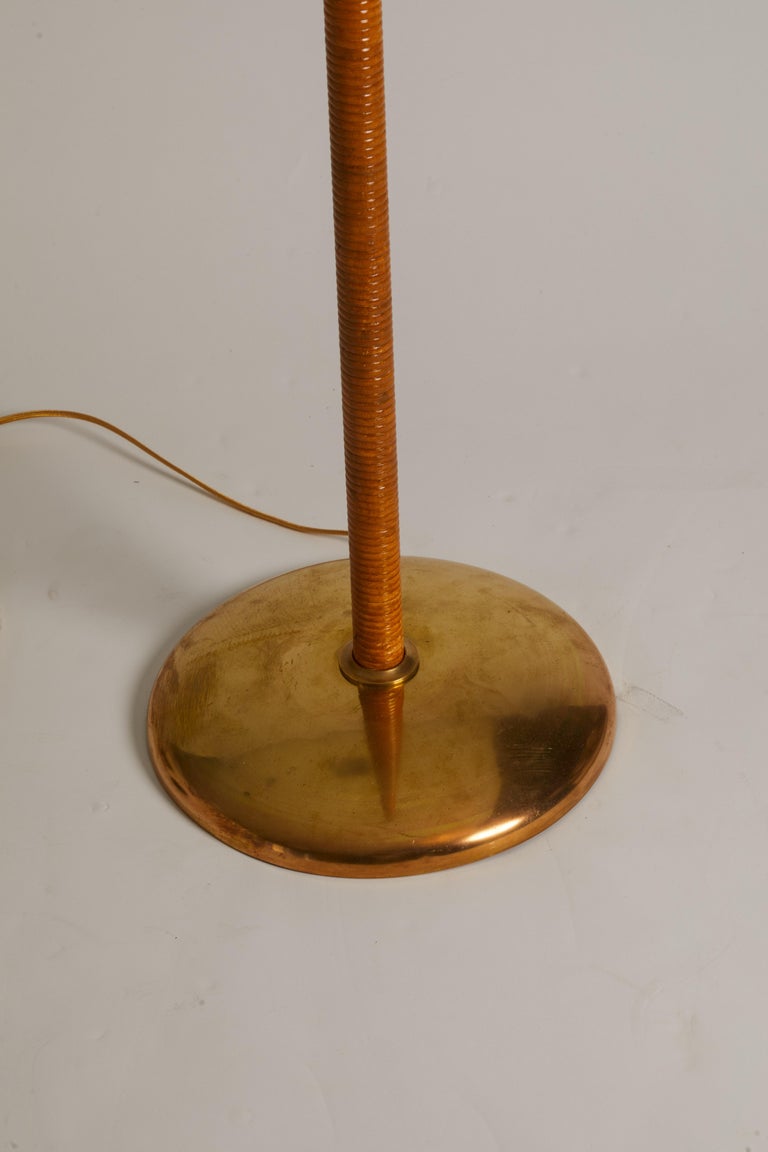 1970s Italian Wicker and Brass Floor Lamp with Movable Arm and Custom ...