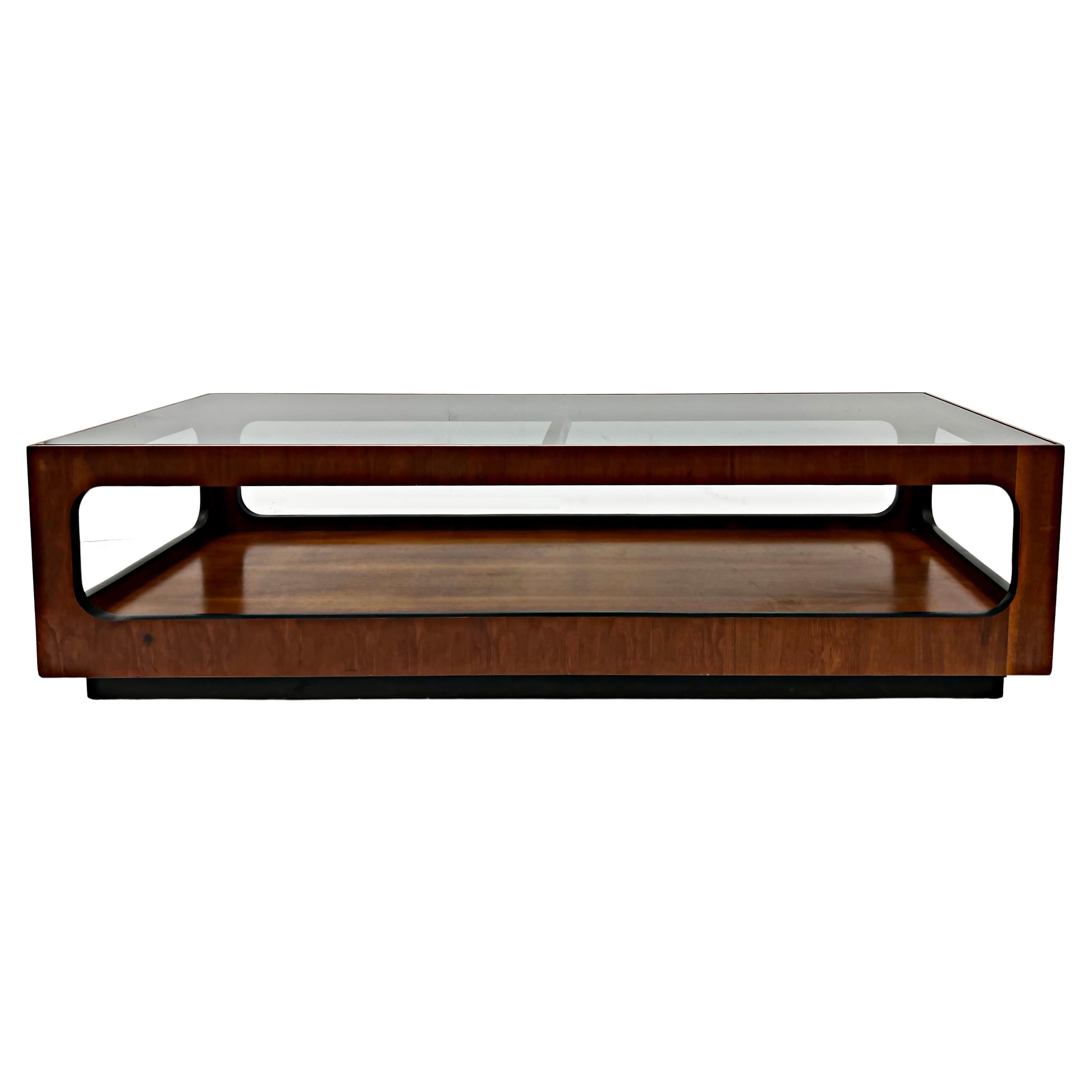 Lane Coffee Table with Decorative Inlay For Sale at 1stDibs
