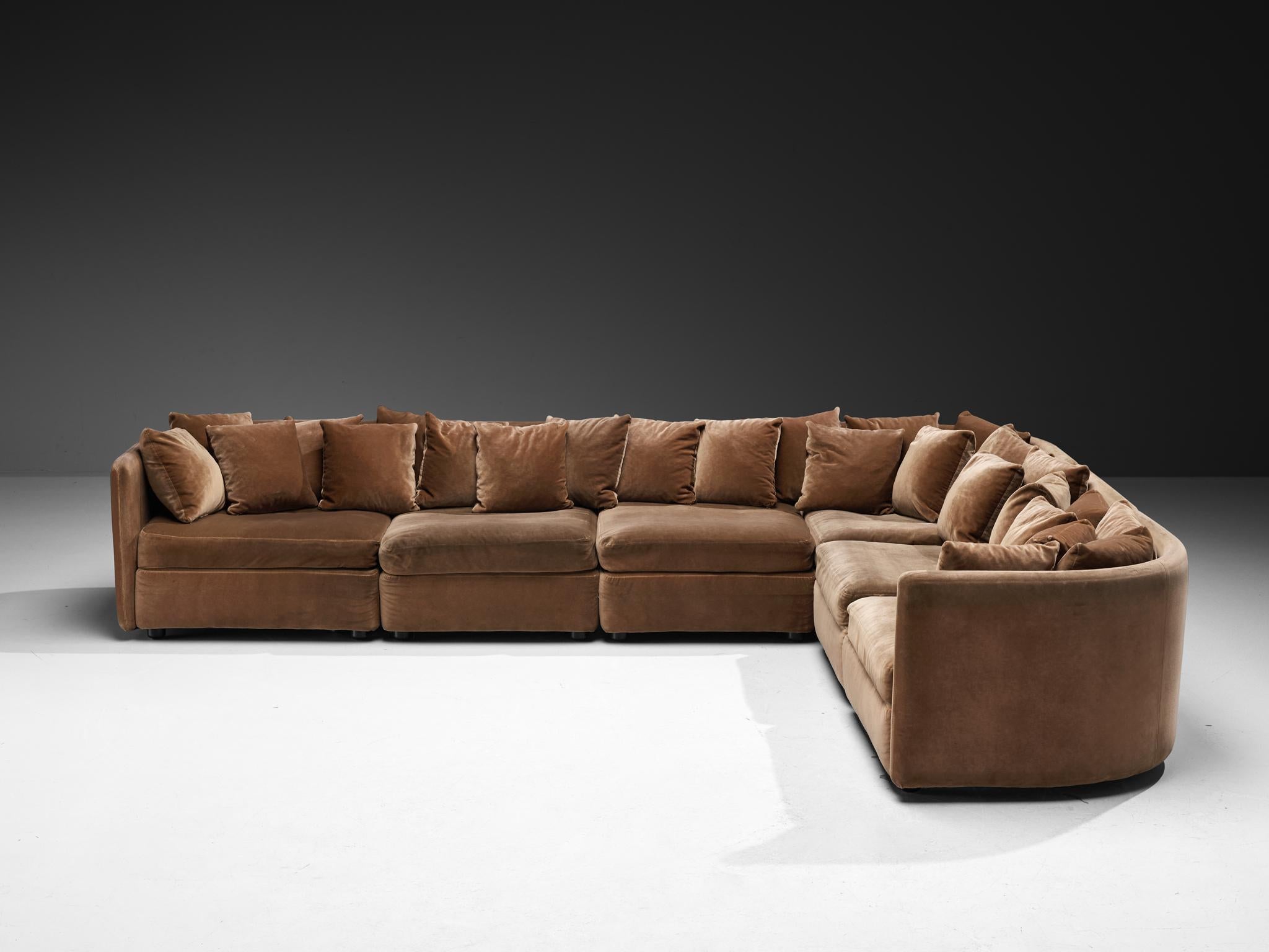 1970s Large Streamlined Sectional Sofa in Brown Velvet For Sale at 1stDibs