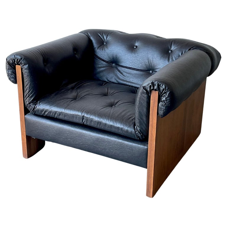 1970's Milo Baughman Style Mid-Century Walnut Tuft Case/ Club Lounge ...