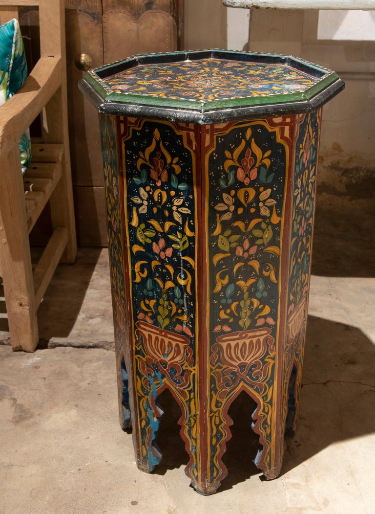 1970s Moroccan Octagonal Side Table in Hand-Painted Wood For Sale at ...