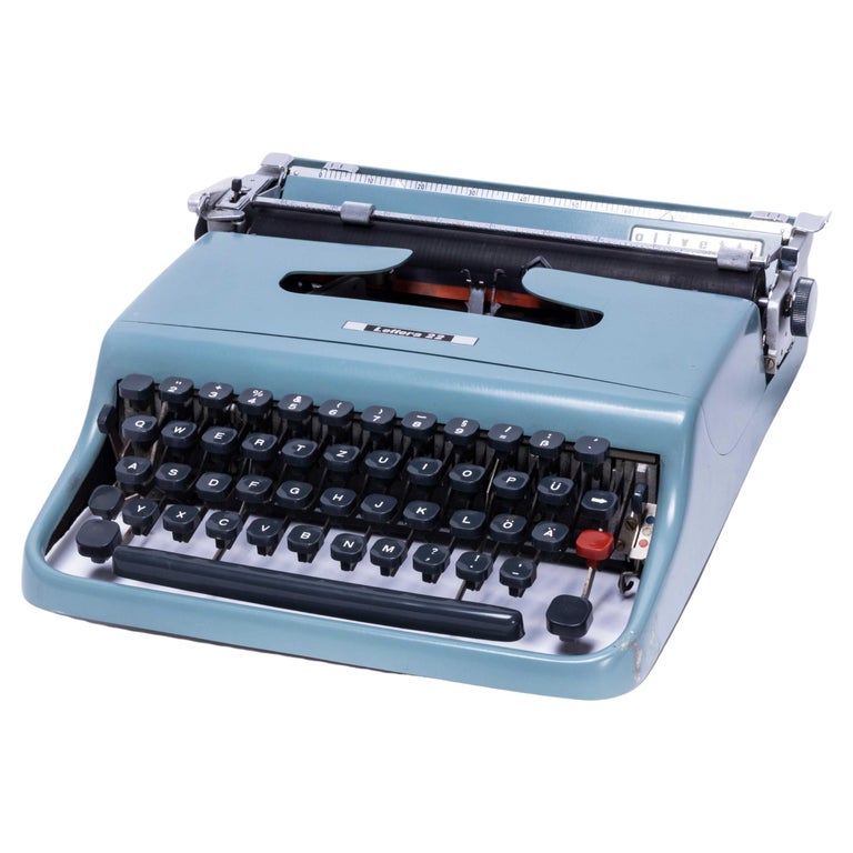 1970's Olivetti Lettera 22 Typewriter at 1stDibs