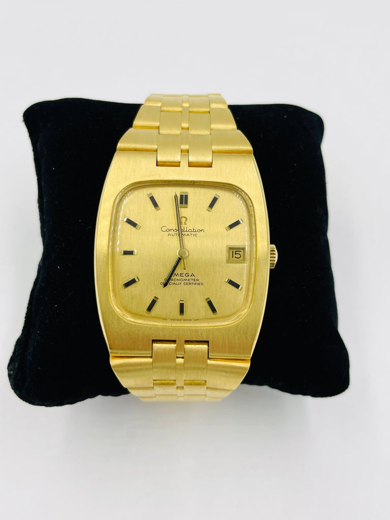1970s Omega Constellation 18k Yellow Gold Wristwatch For Sale at 1stDibs