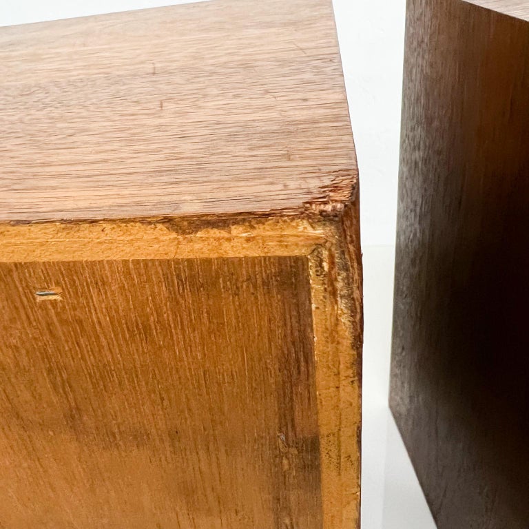 1970s Pair of R Hi Fi Realistic Model SP2 MCM Vintage Speakers For Sale ...