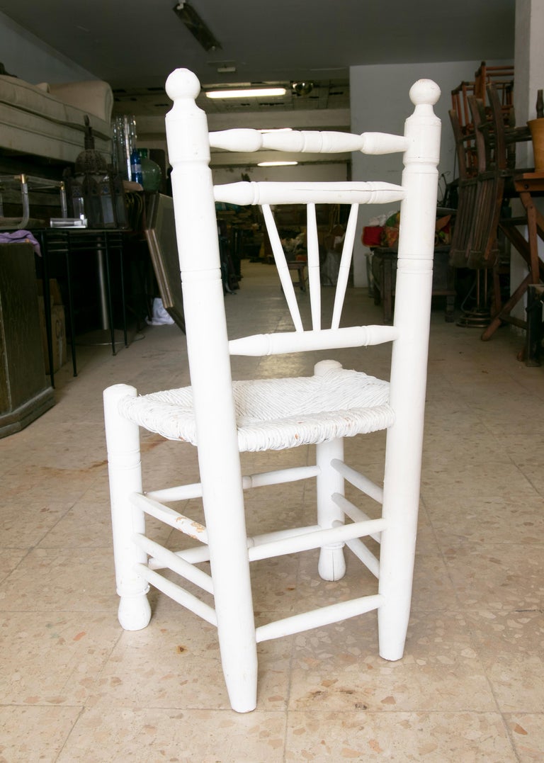 1970s Pair of White Chairs with Enea Seating For Sale at 1stDibs