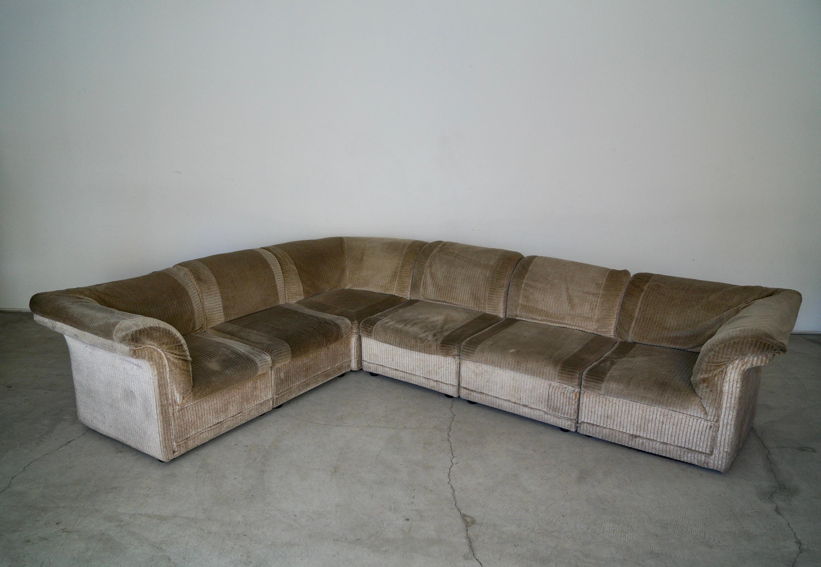 1970s Postmodern 6-Piece Modular Sectional Sofa For Sale at 1stDibs