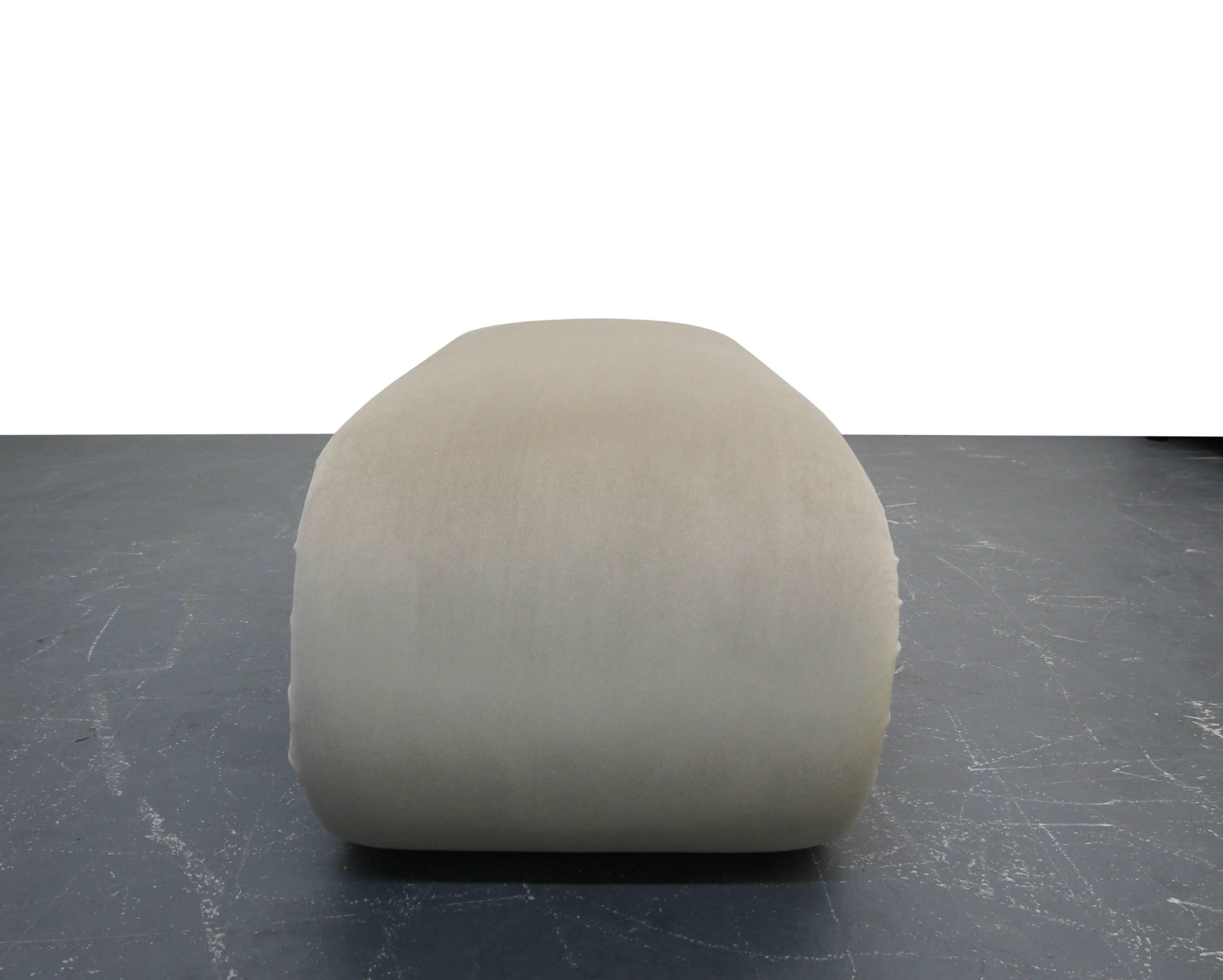 1970s Regency Style Curved Shell Shape Velvet Bench For Sale at 1stDibs