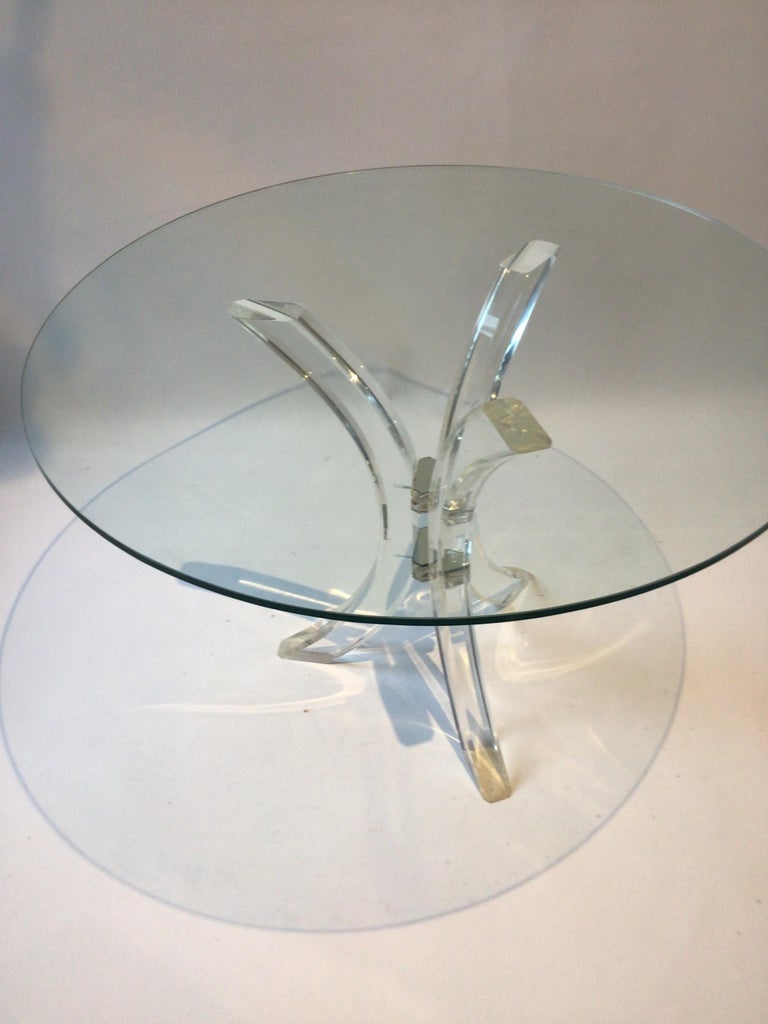 1970s Round Lucite Table With Glass Top For Sale at 1stDibs