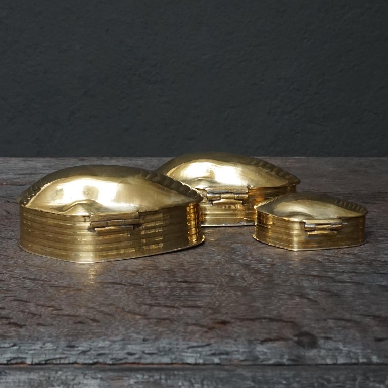 1970s Spanish Brass Clam Shell Nesting Set of Three Hinged Lid Trinket ...