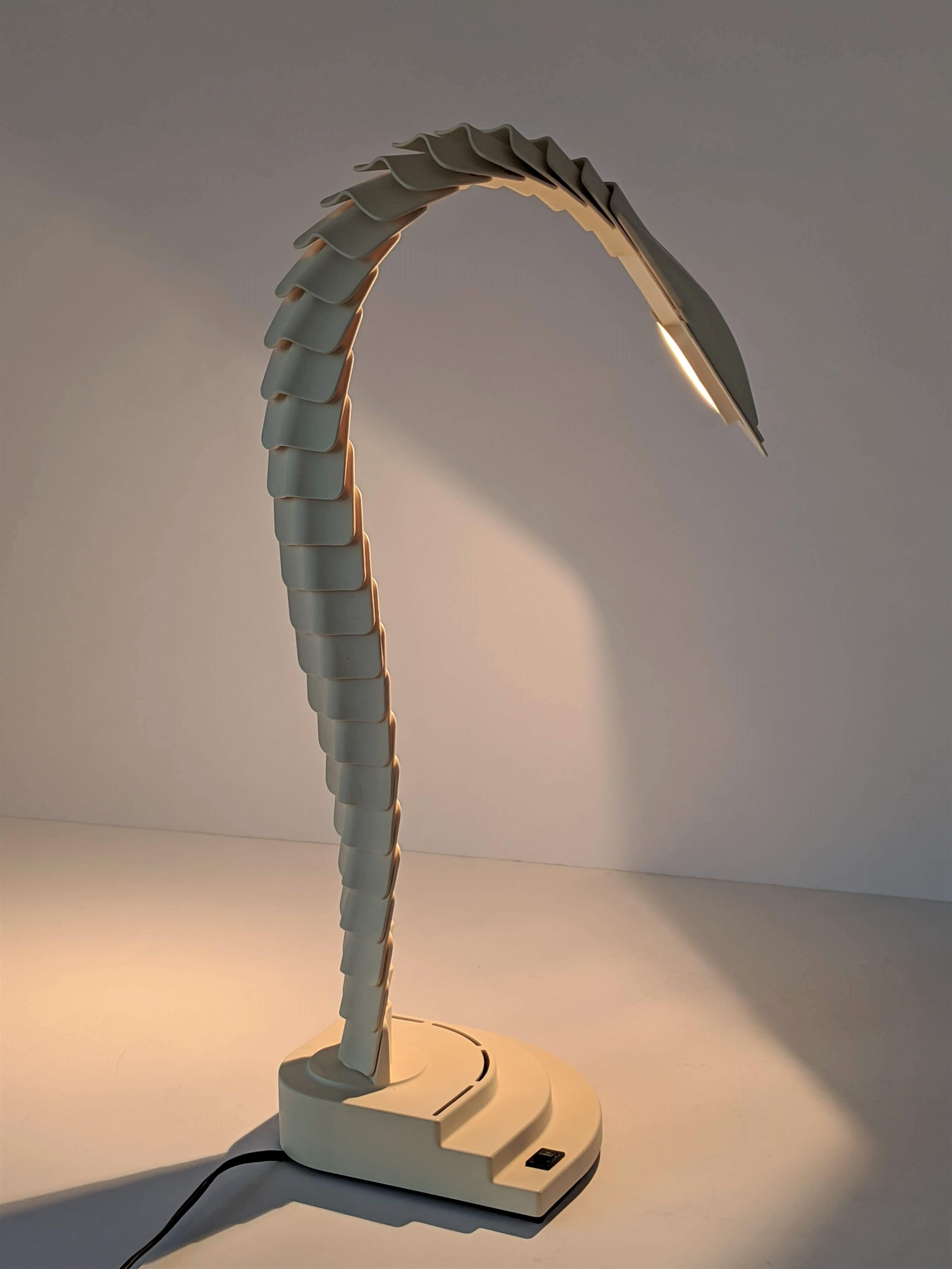Artikel Suche Illusion Spine Lamp Vakant Tasse Allergie Artikel Suche Illusion Spine Lamp Vakant Tasse Allergie
