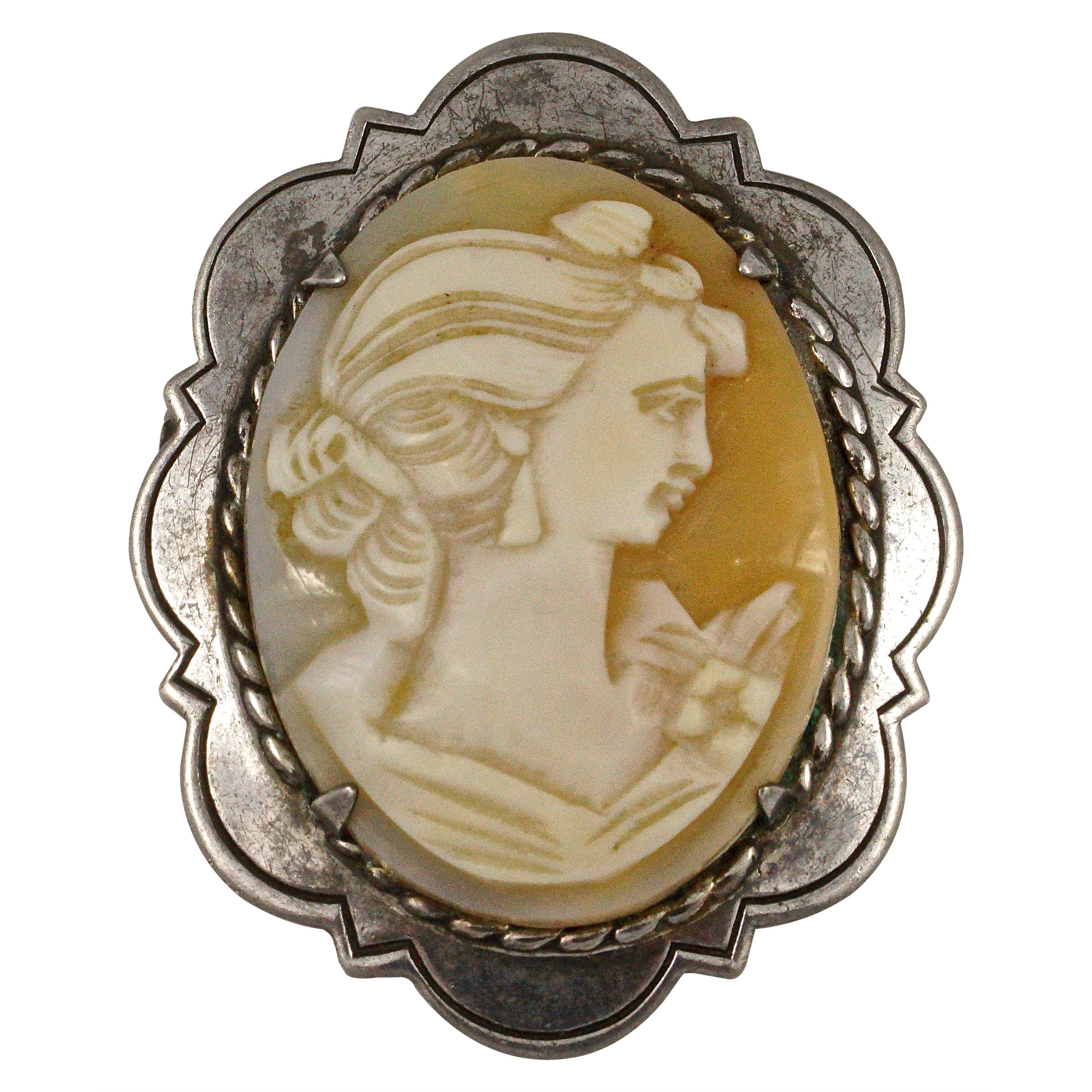 Antique Italian Carved Shell Cameo Medusa Gorgon Brooch at 1stDibs ...
