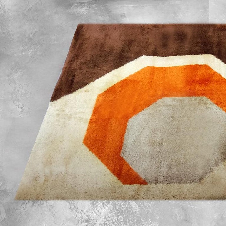 1970s Stunning Geometric Space Age Rug in Wool, Made in Italy For Sale ...