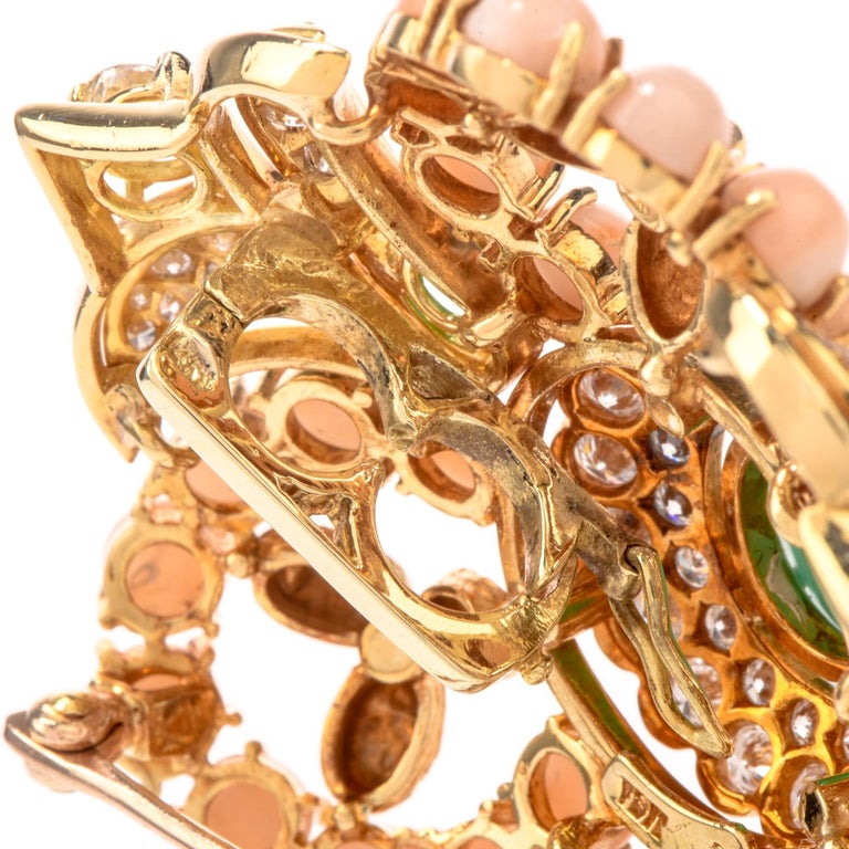 1970s Stylish Circular Diamond Coral Emerald 18 Karat Yellow Gold Pin ...