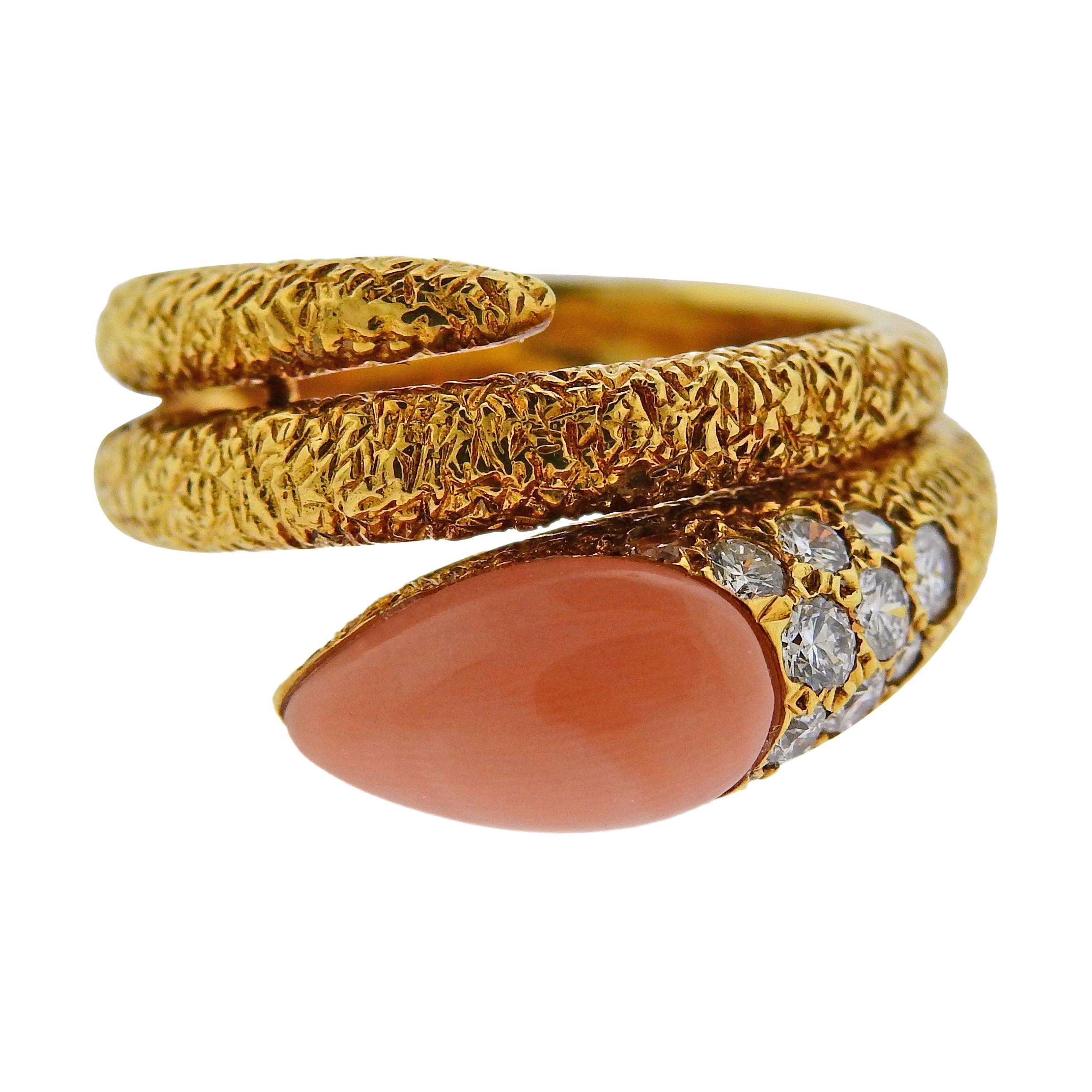 Van Cleef and Arpels Heart Shaped Coral Gold Ring at 1stDibs