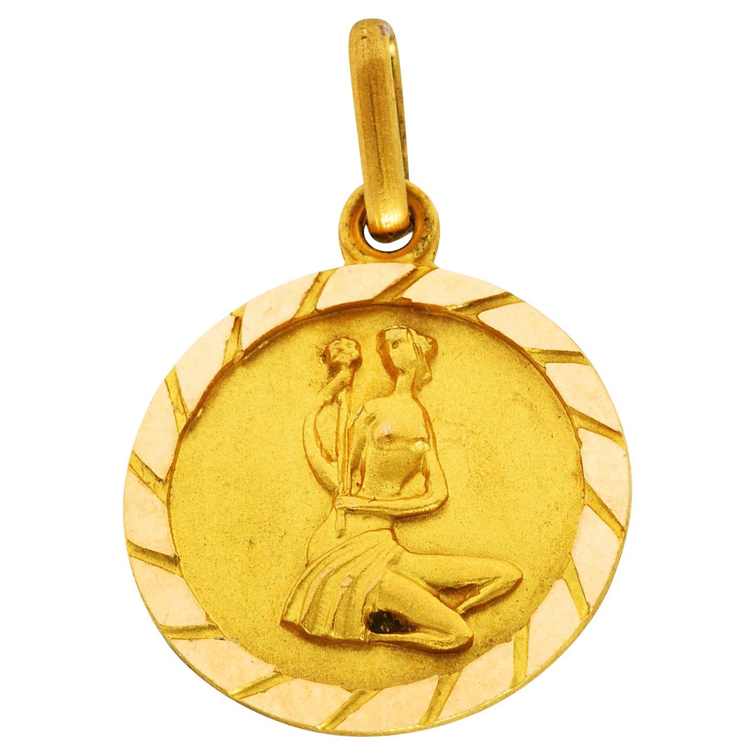 18 Karat Yellow Gold Raft Charm Pendant For Sale at 1stDibs