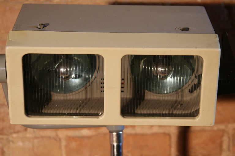 1970s Vintage Medical Operating Lamp Famed B 200 For Sale at 1stDibs