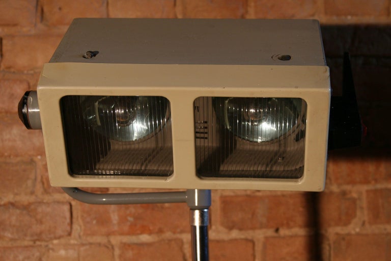 1970s Vintage Medical Operating Lamp Famed B 200 For Sale at 1stDibs